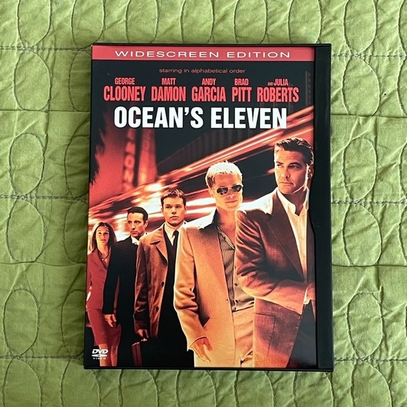 Warner Home Video | Media | Euc Oceans 1 Dvd Set In Las Vegas A Fantasy ...